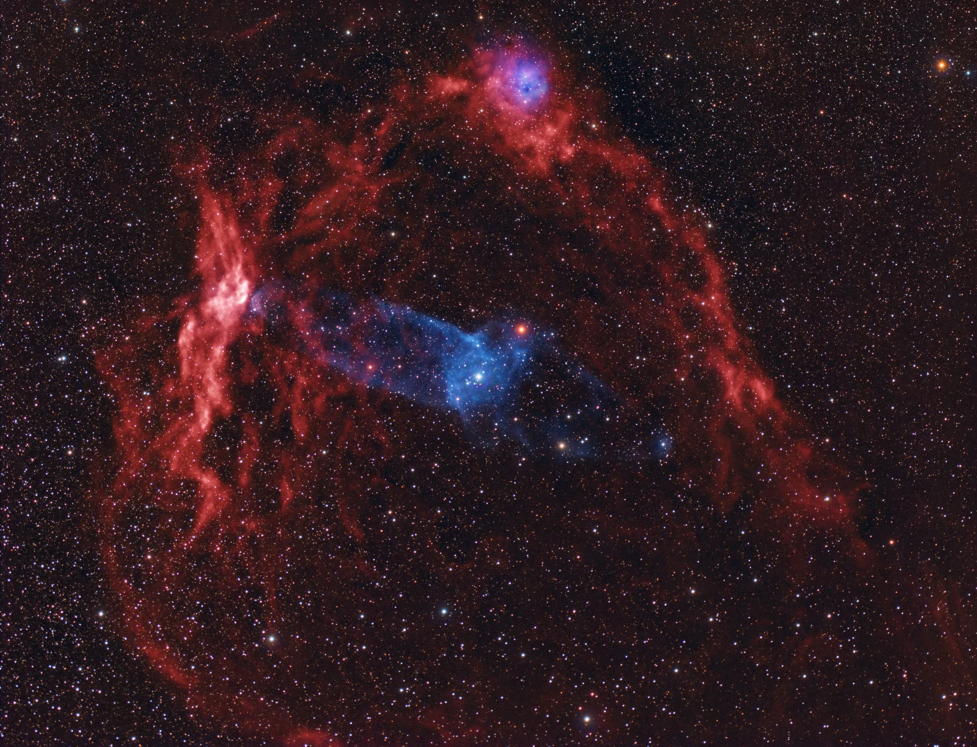 SH2-129 OU4 - RGB + H-alpha + SII + OIII - Spektrum der Wissenschaft